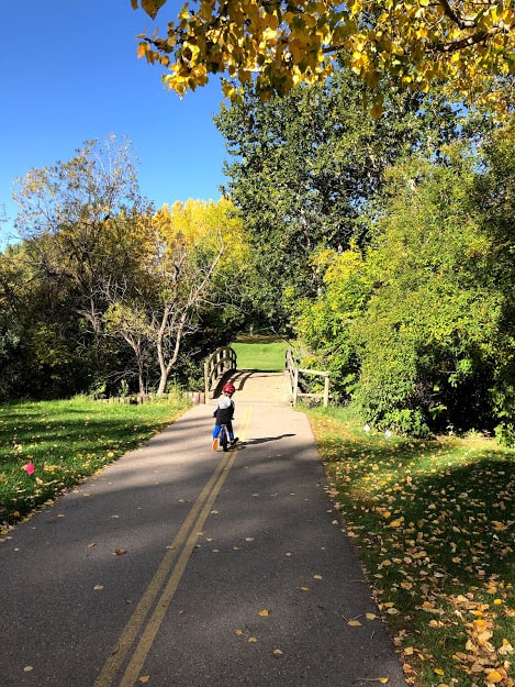 Confederation Park Calgary, Alberta - calgaryplaygroundreview.com