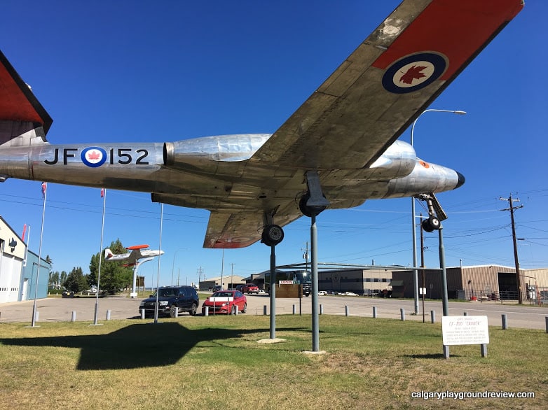 Awesome Alberta Roadside Attractions - calgaryplaygroundreview.com