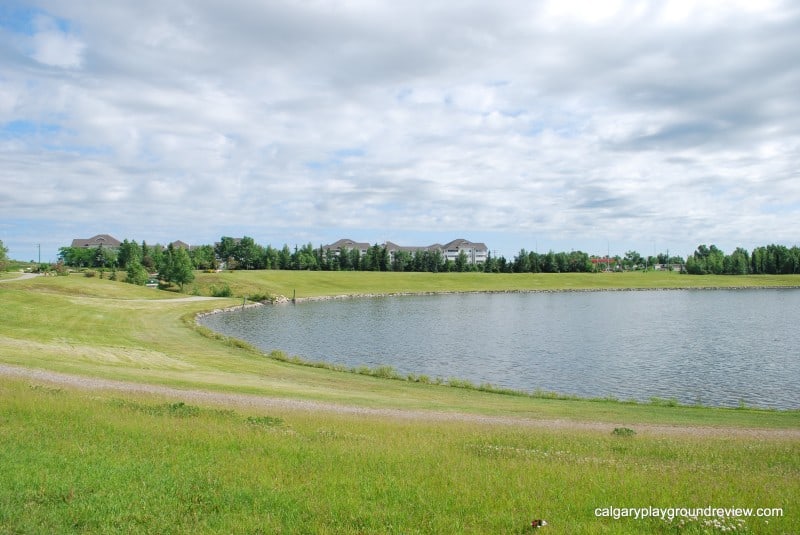 Elliston Park - calgaryplaygroundreview.com