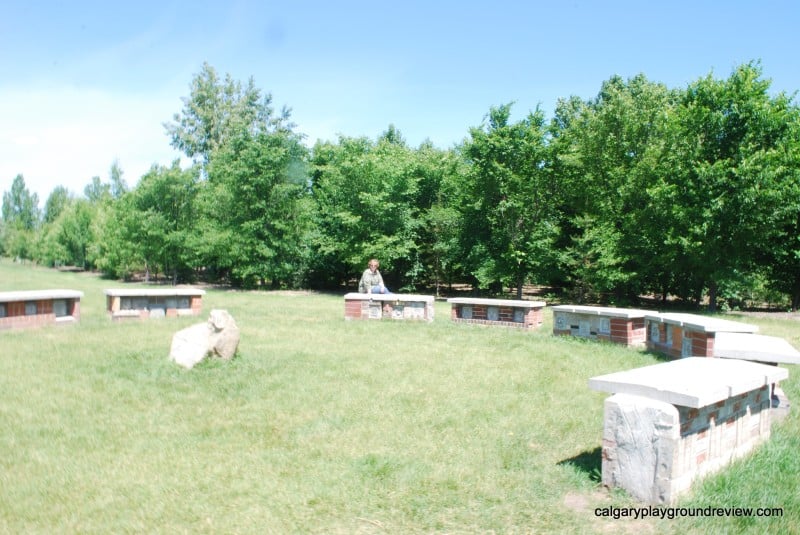 Elliston Park - calgaryplaygroundreview.com