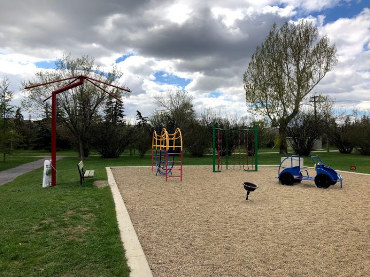 Rotary Park Playground and Spray Park - calgaryplaygroundreview.com