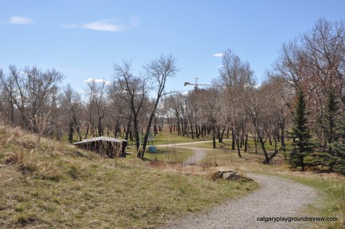 Pearce Estate Park and Playground - calgaryplaygroundreview.com
