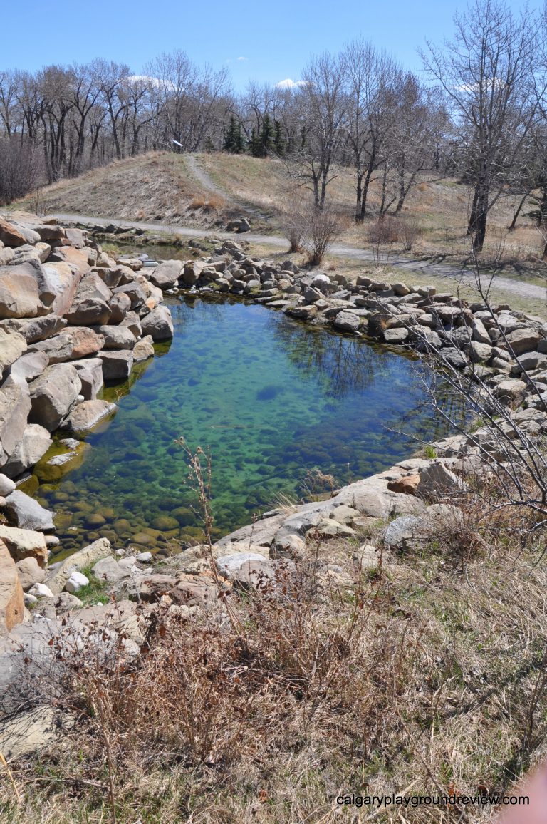 Pearce Estate Park and Playground - calgaryplaygroundreview.com