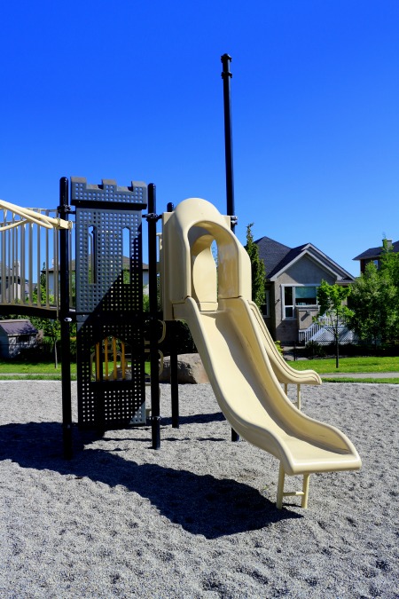 Elgin Ruins Playground - calgaryplaygroundreview.com