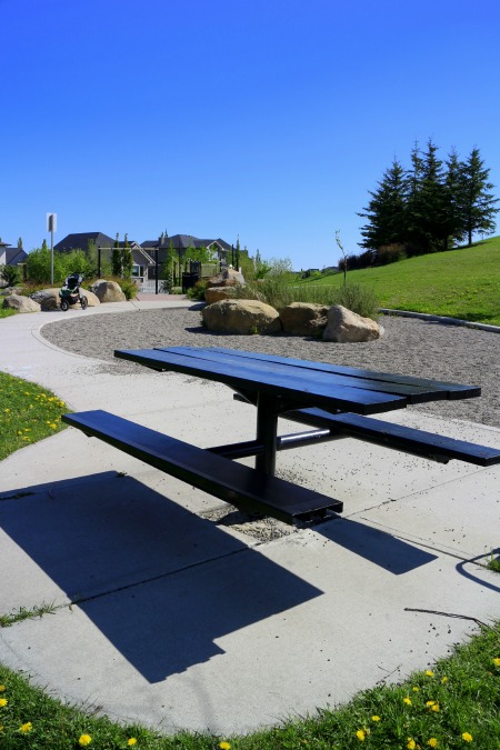 Elgin Ruins Playground - calgaryplaygroundreview.com