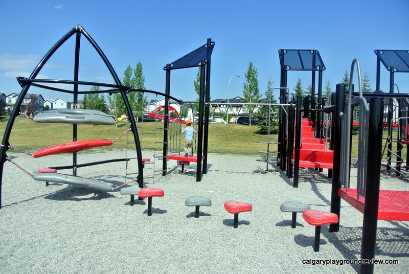 Nose Creek Middle School Playground - calgaryplaygroundreview.com