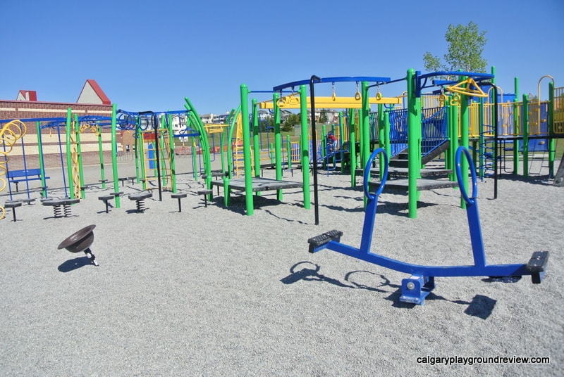 Hawkwood School Playground - calgaryplaygroundreview.com