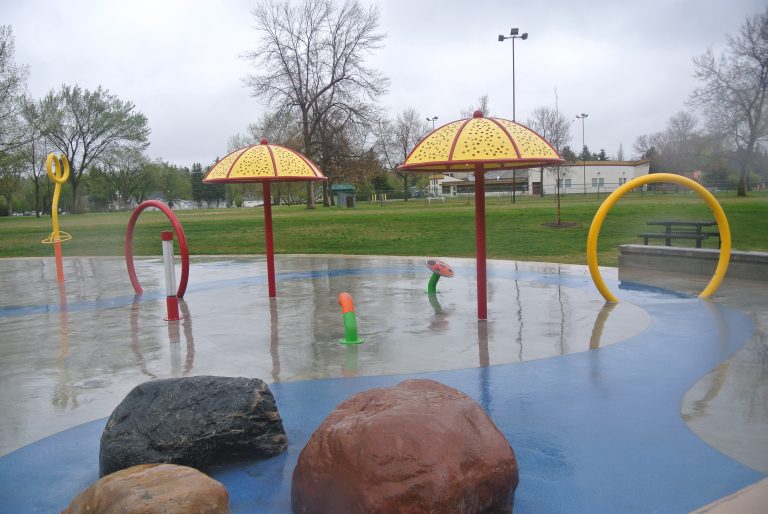 Red Deer Spray Parks, Wading Pools and Water Parks