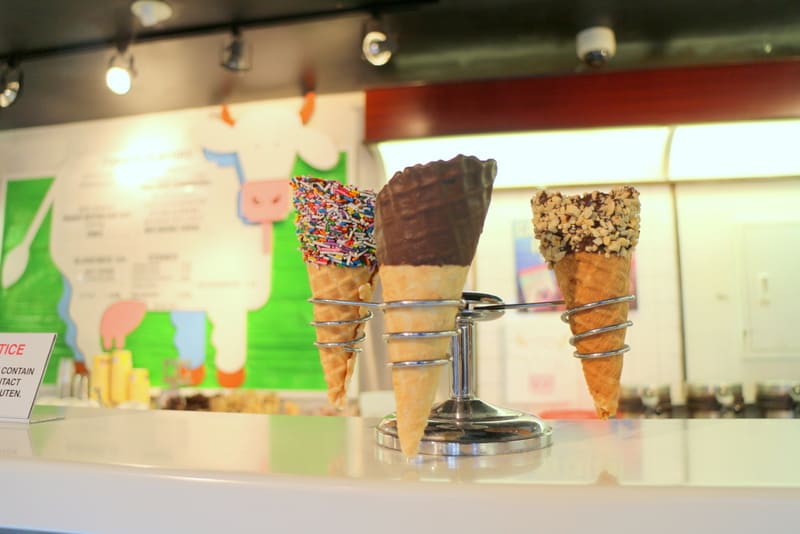 Cows Ice Cream - Banff, AB - calgaryplaygroundreview.com