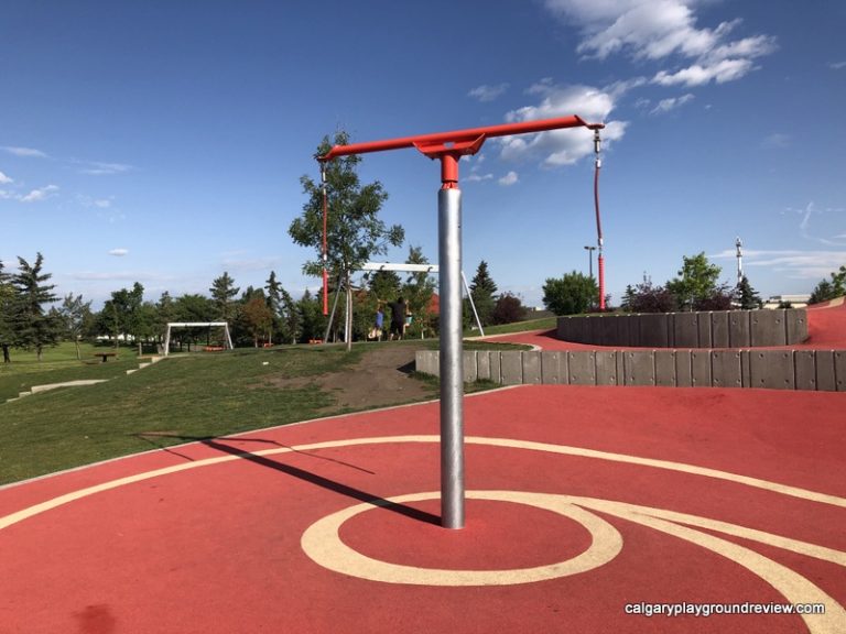 Prairie Winds North Playground - calgaryplaygroundreview.com