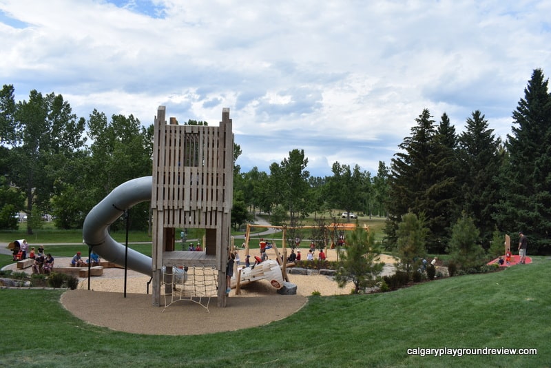 Confederation Park Natural Playground - calgaryplaygroundreview.com