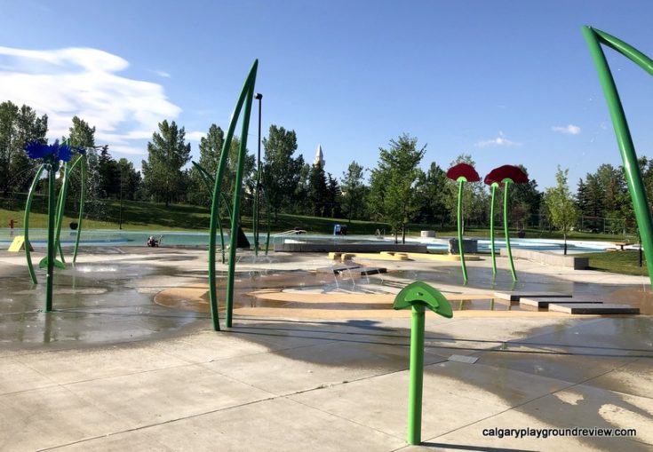 Prairie Winds spray park and wading pool - calgaryplaygroundreview.com