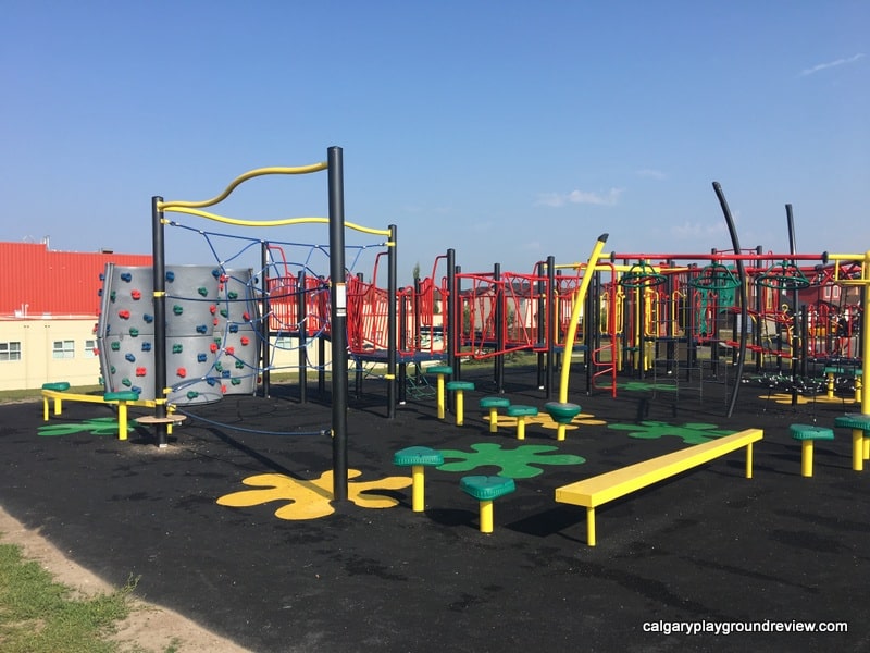 Saddle Ridge School Playground - calgaryplaygroundreview.com