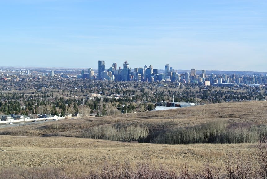 Exploring Nose Hill Park with kids - calgaryplaygroundreview.com