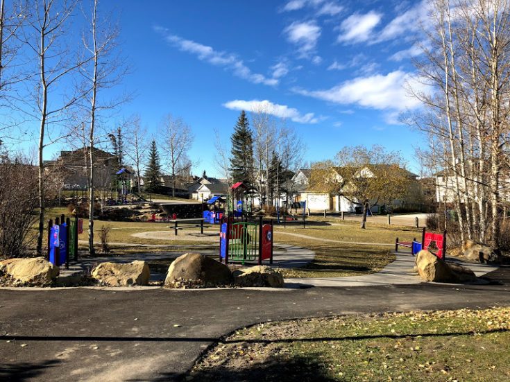 Hidden Valley - Hidden Way Playground - calgaryplaygroundreview.com