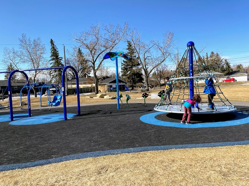 Thorncliffe-Greenview Community Centre Playground ...