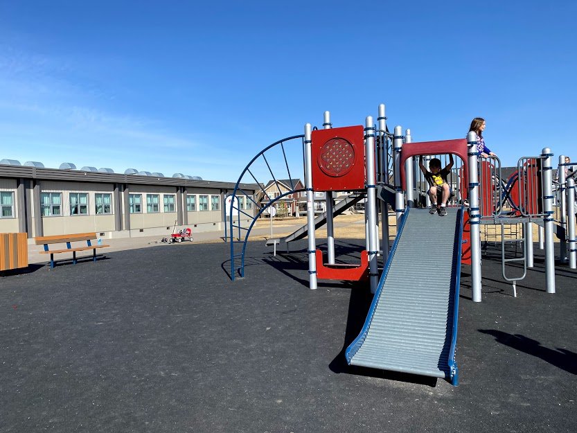 Playgrounds with Roller slides - calgaryplaygroundreview.com