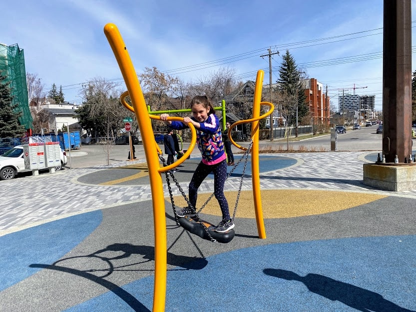 4th Avenue Flyover Park Playground - calgaryplaygroundreview.com