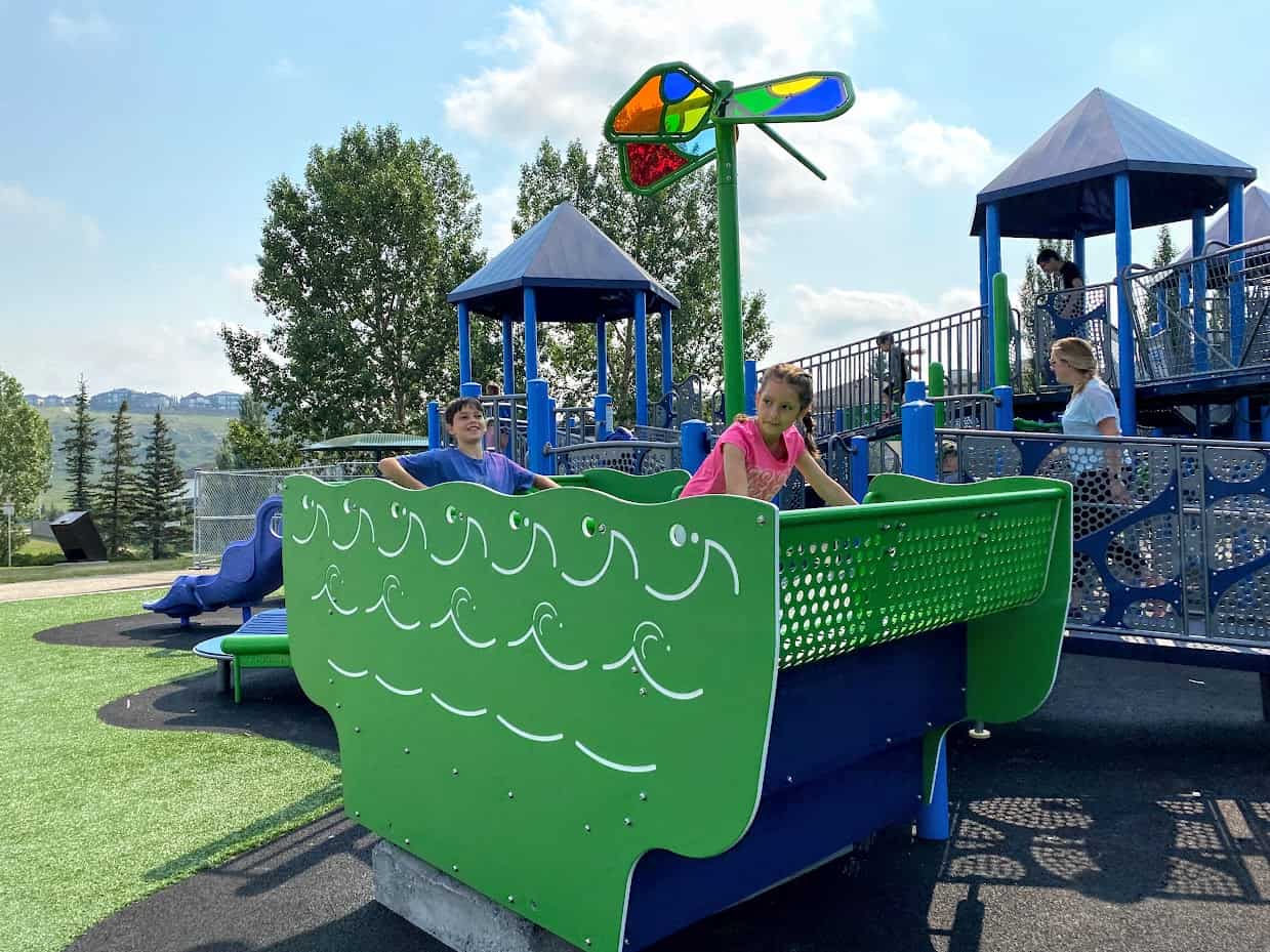 Hidden Hut Playground - calgaryplaygroundreview.com