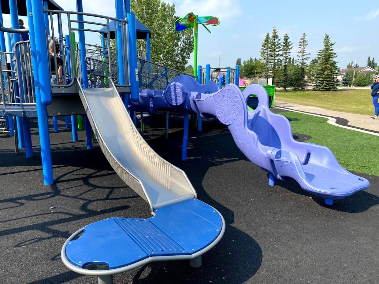 Hidden Hut Playground - calgaryplaygroundreview.com