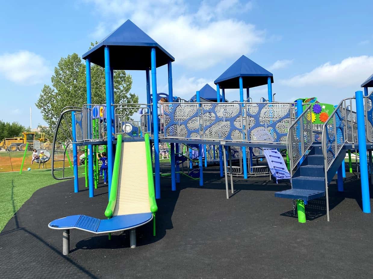 Hidden Hut Playground - calgaryplaygroundreview.com