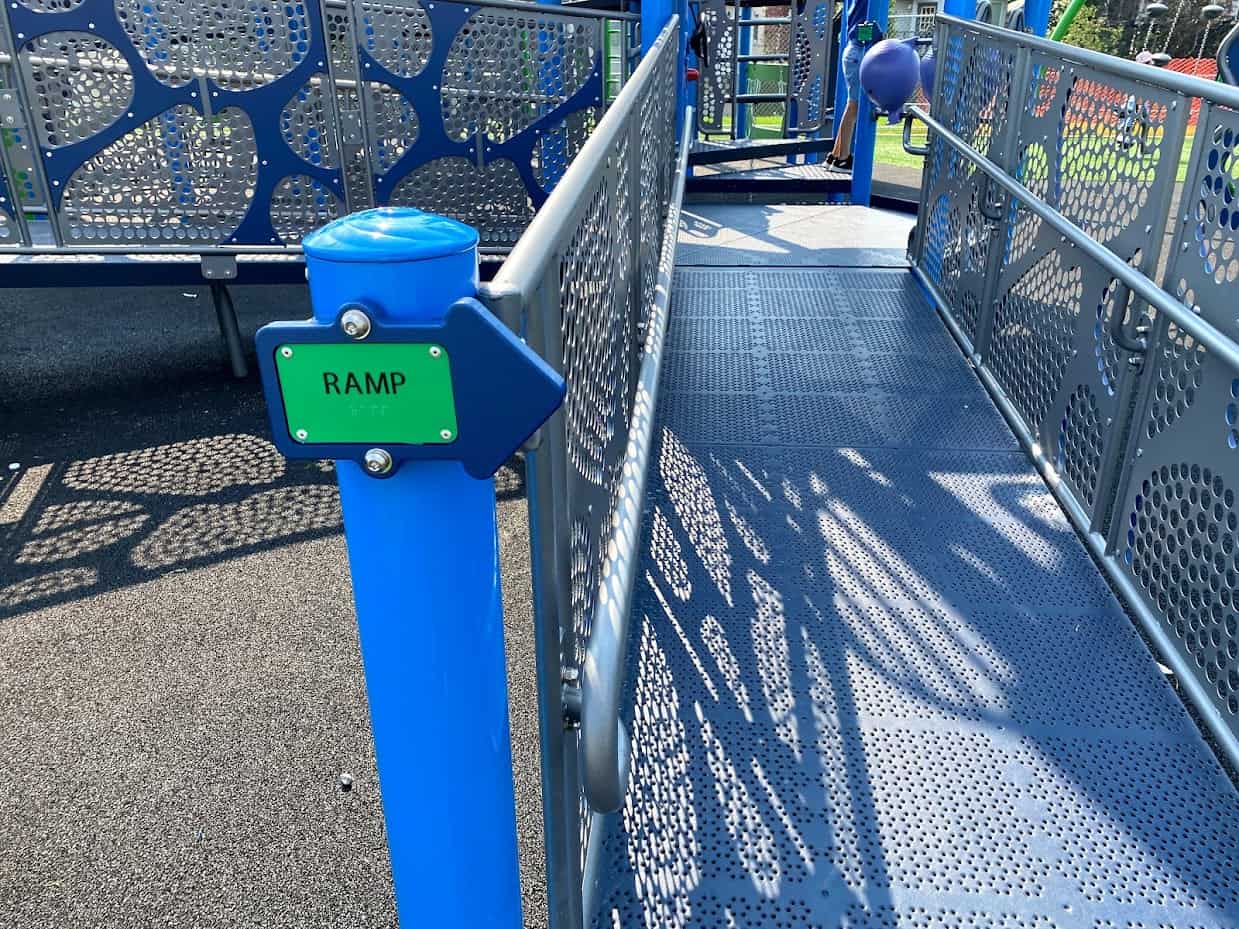 Hidden Hut Playground - calgaryplaygroundreview.com