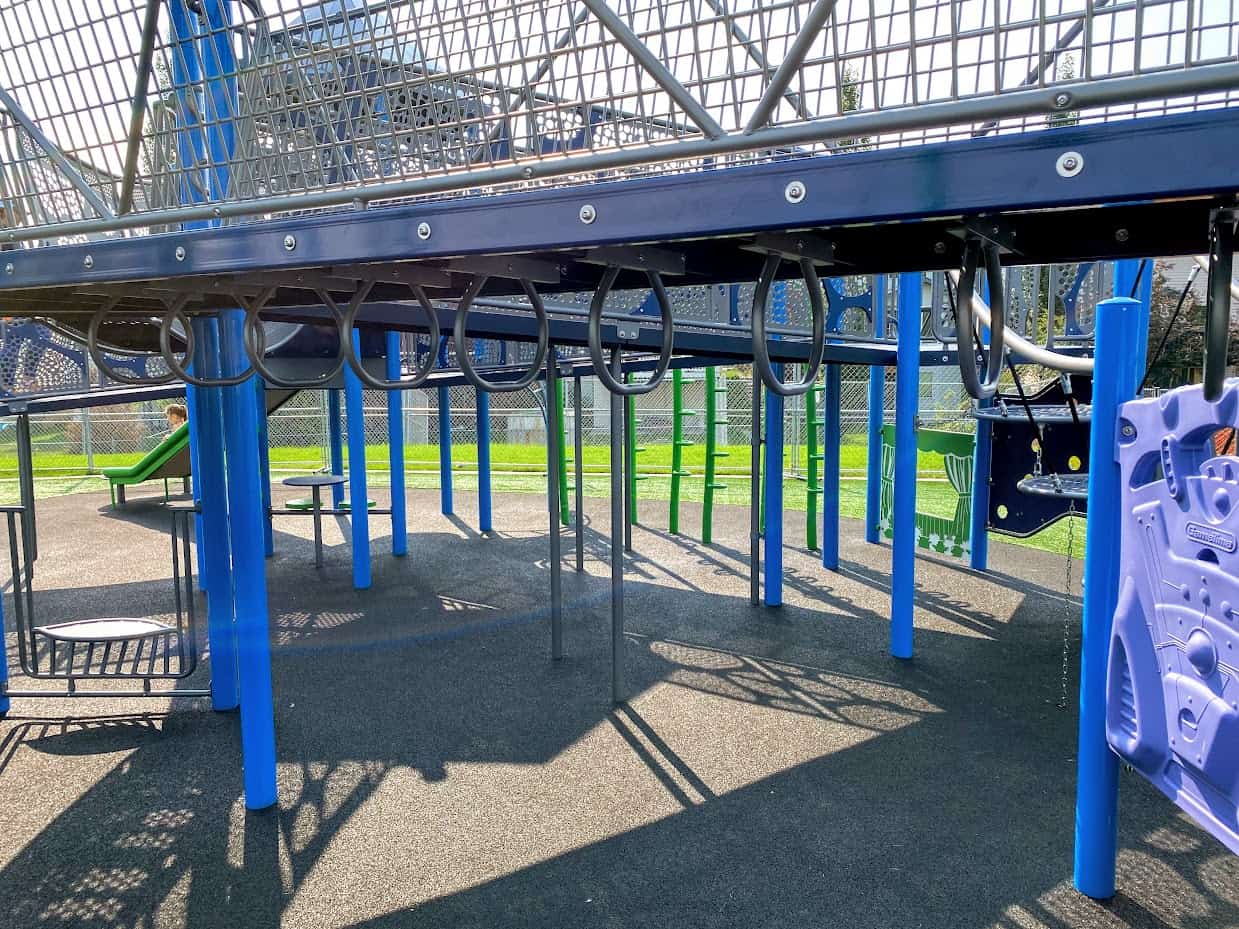 Hidden Hut Playground - calgaryplaygroundreview.com