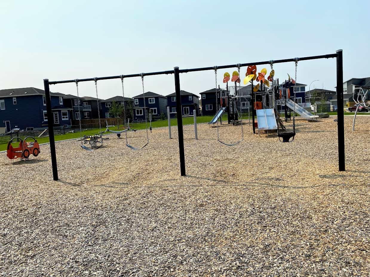 Cornerstone Insect Playground - calgaryplaygroundreview.com