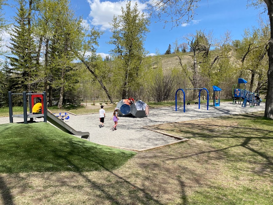 Sandy Beach - calgaryplaygroundreview.com