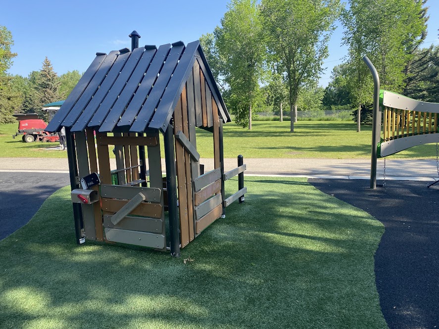 Edworthy Park Inclusive Playground - calgaryplaygroundreview.com