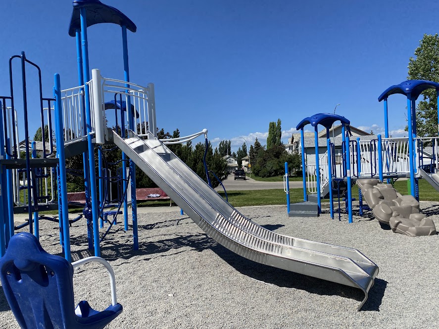Mt Aberdeen Playground - calgaryplaygroundreview.com