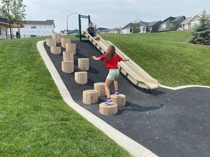 Glacier Ridge Fox Playground - calgaryplaygroundreview.com